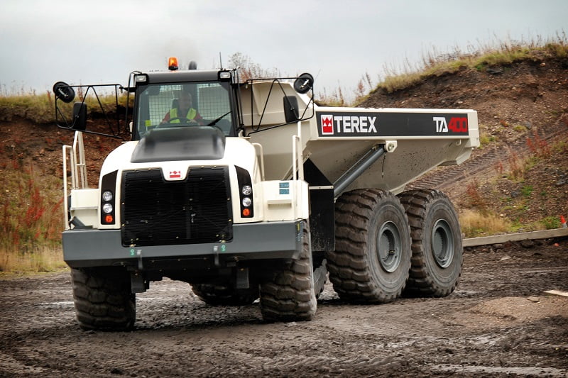 TA400 este primul din noua Generaţie 10 de camioane articulate Terex ...