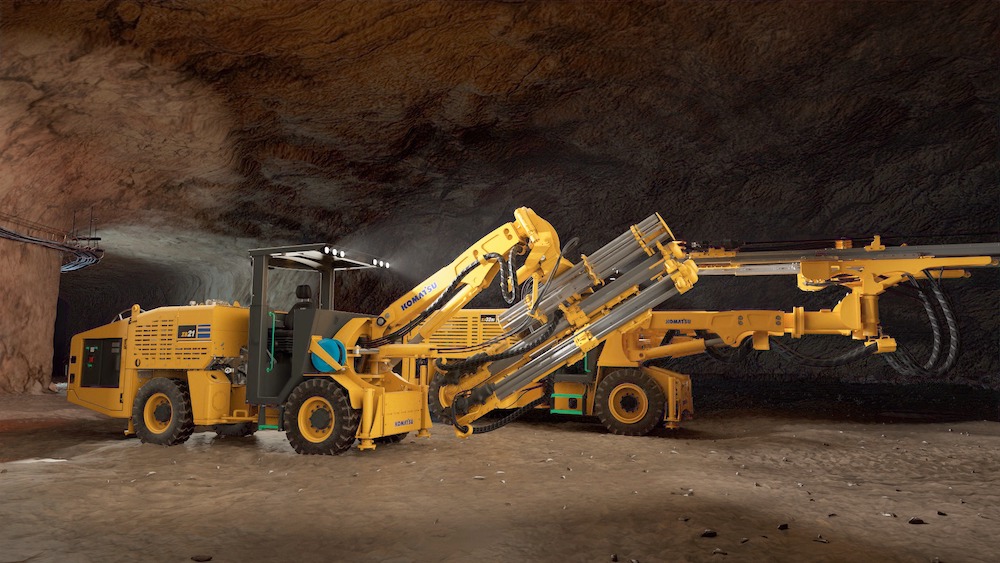 Innovative new jumbo and bolter utilize common platform, an industry ...